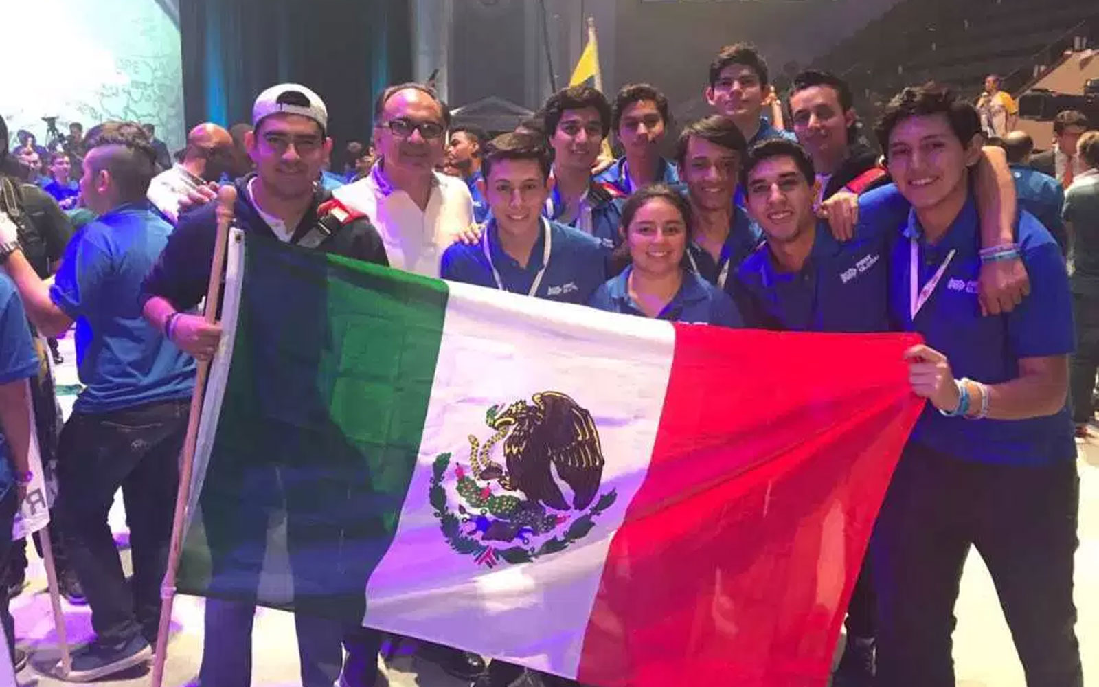 #MexaTronics: Ganan mexicanos medalla en la Olimpiada de Robótica en ...