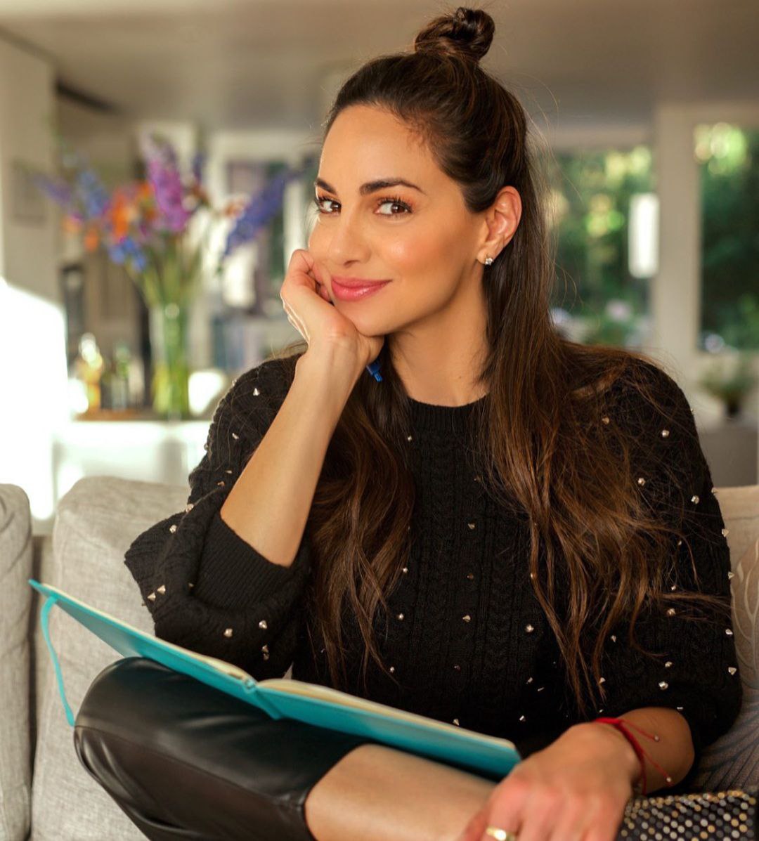 Valerie Dominguez-prima de Shakira (14) – Barrio