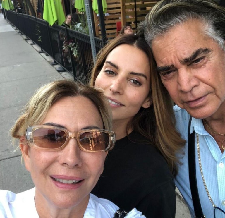genesis rodriguez y el puma – Barrio