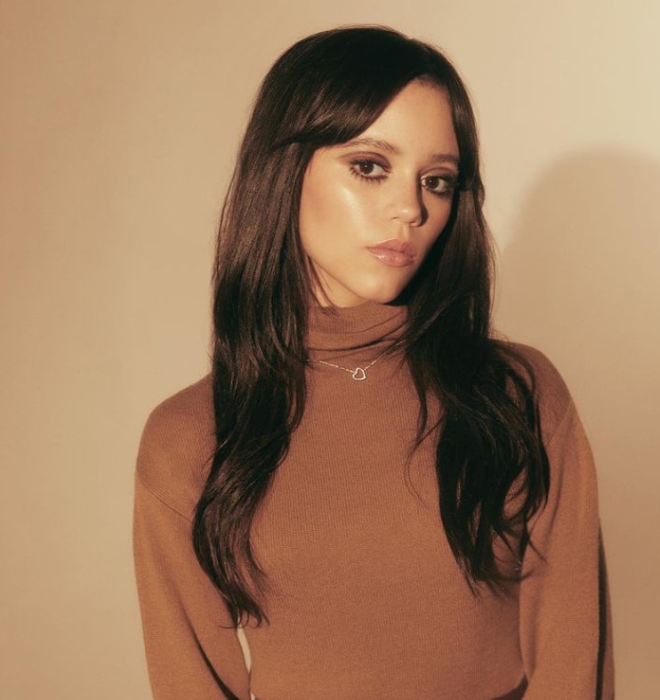 Jenna Ortega Será Merlina Addams 19 Barrio