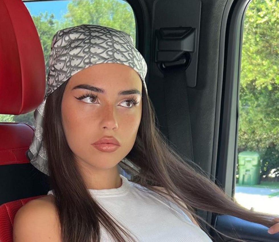 leah-halton-tiktok (19) – Barrio